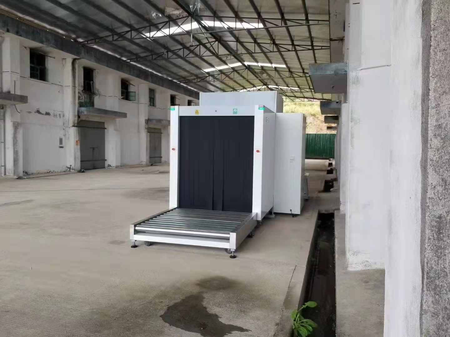 X-Ray Cargo Inspection Scanner Dual View with Two Generators for ...